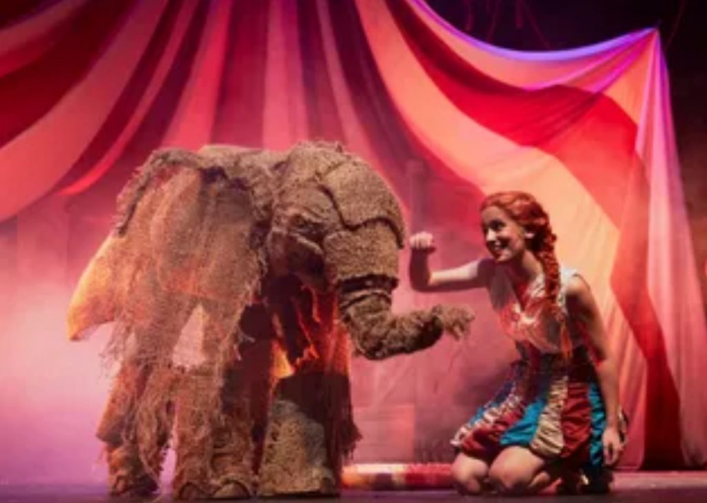 Únicas dos funciones del maravilloso musical "Dumbo y a volar"
